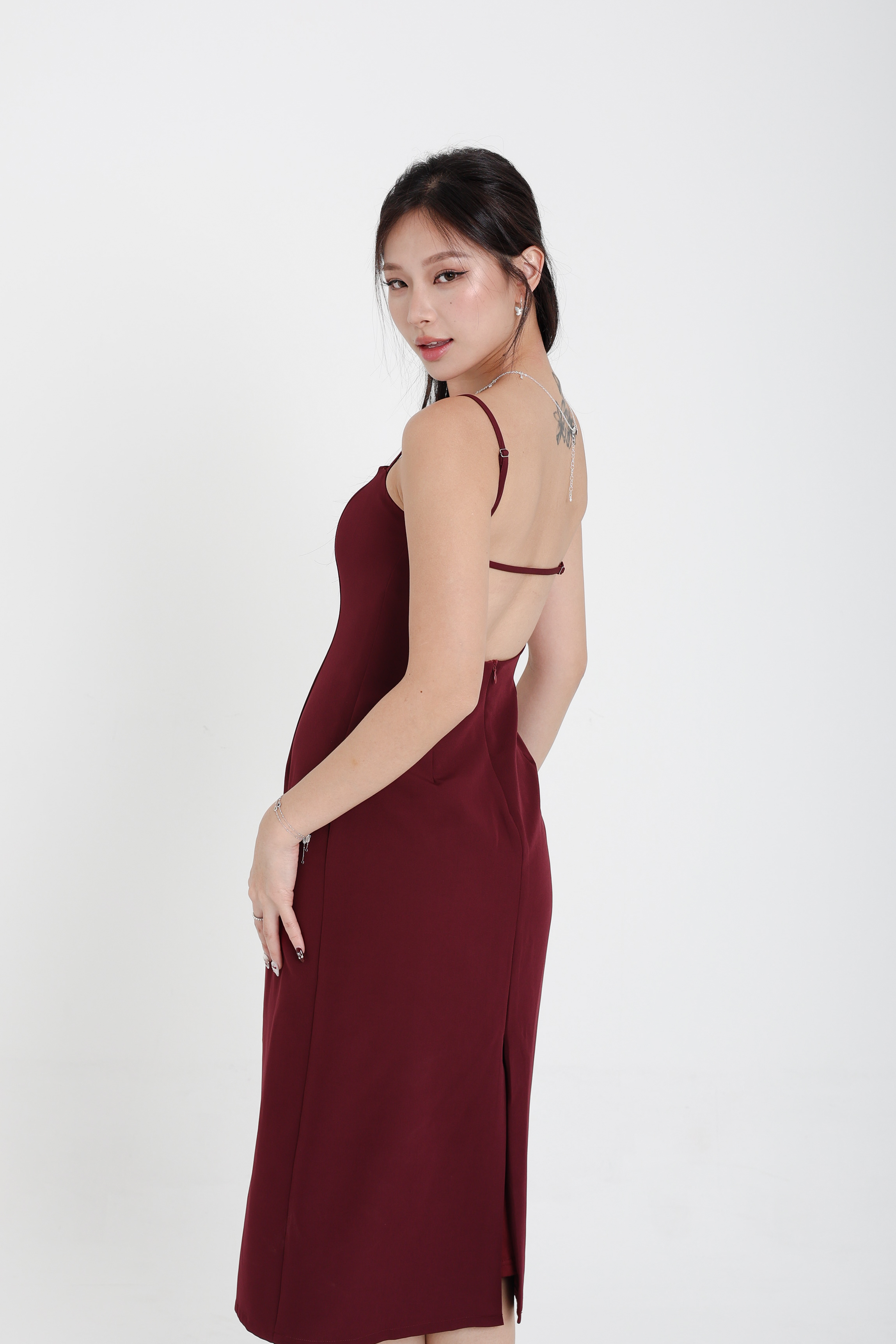 *TPZ* IN THE SKIES OPEN BACK MIDI DRESS IN DEEP MAROON | TOPAZETTE