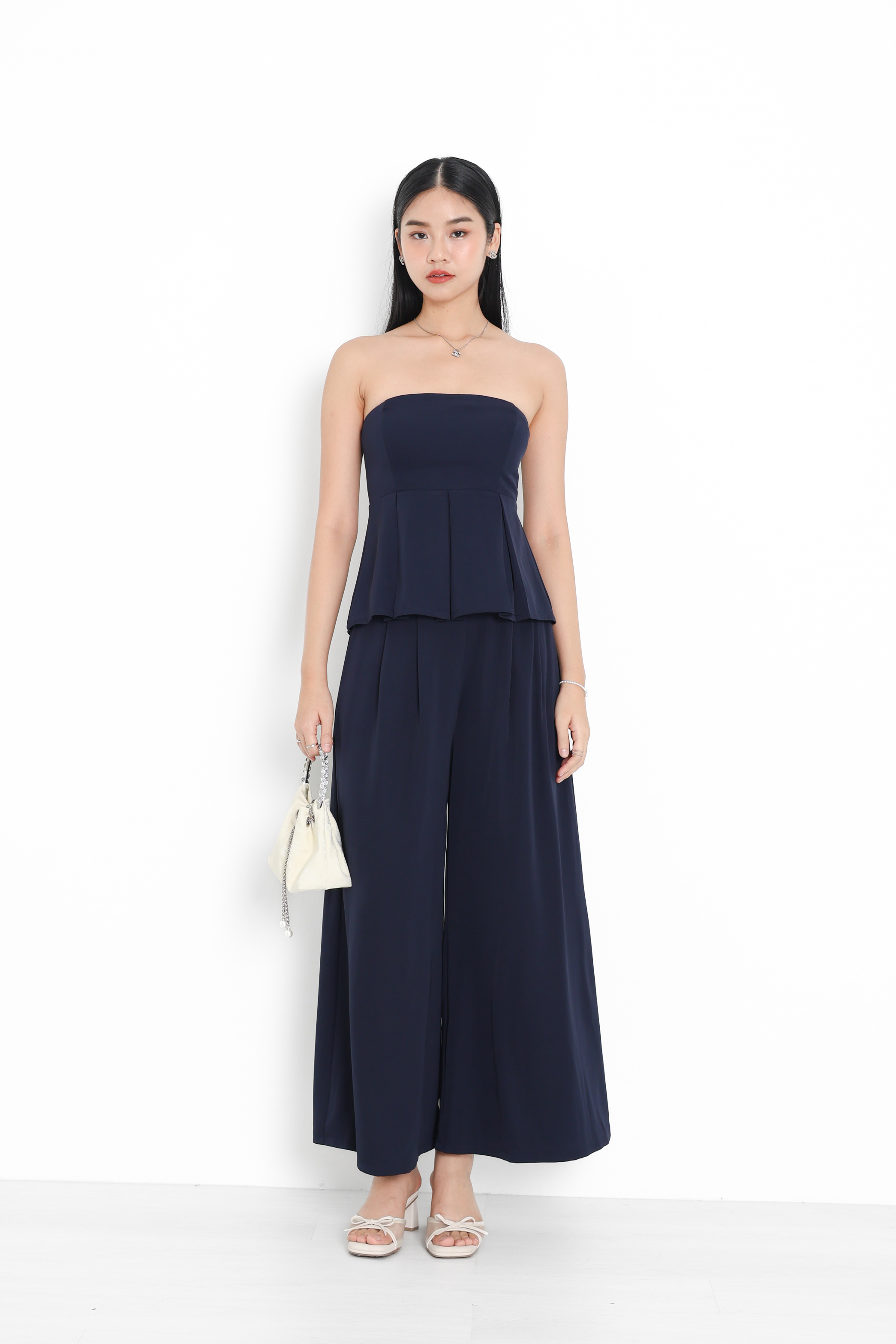 *TPZ* ZELDA FLOWY PLEATS TOP IN MIDNIGHT NAVY | TOPAZETTE